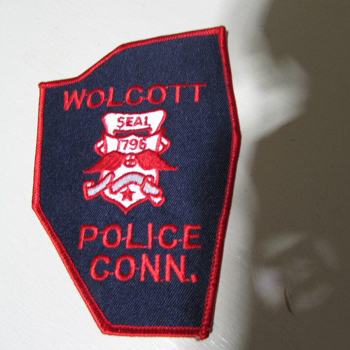 Vintage WOLCOTT, CONNECTICUT POLICE SHOULDER PATCH CT,4"x 5 5/8" | eBay