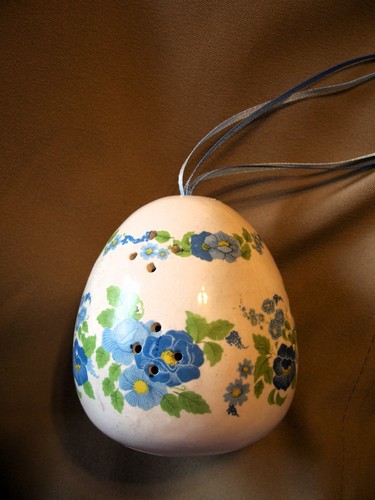 Vintage Ceramic 3" Pomander Sachet Ball Blue Flowers | eBay