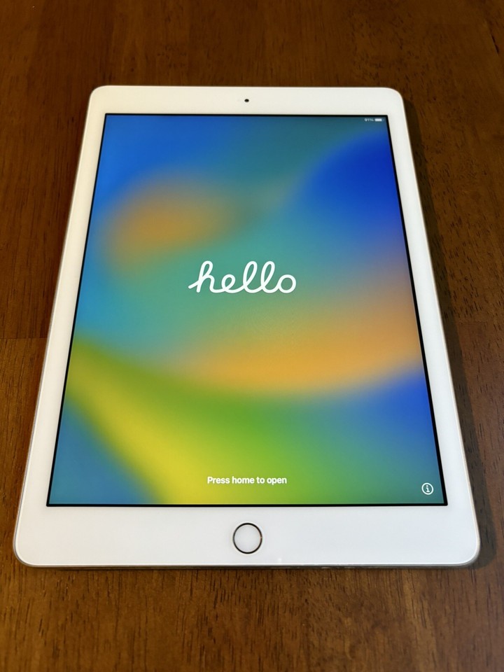 Apple Tablets & eReaders for sale | eBay