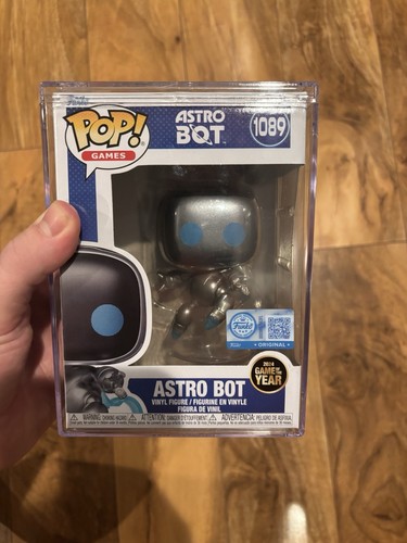 New Funko Pop! Astro Bot (Game of the Year Edition) w/Premium Protector ...