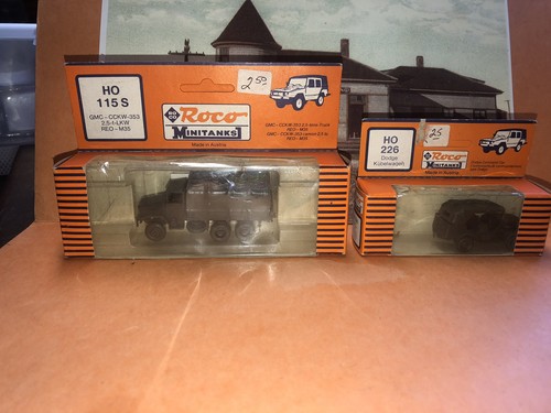 ROCO Minitanks Lot of 2 U.S.Army WW2 Vintage Dodge staff car and GMC ...