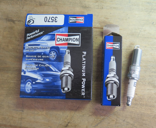 Champion 3570 Spark Plugs 4 PCS. Fits Chevy models (O6-B-3) | eBay