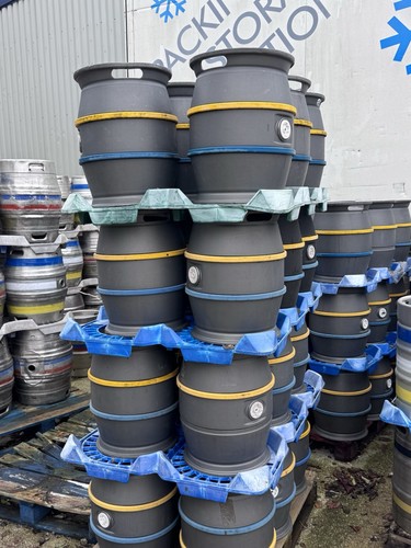 60 X 9 Gallon Beer / Ale Barrels, Cask, Casks, Keg, Kegs Plastic, 40 ...