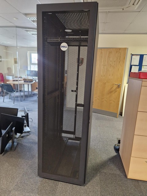 Dell Poweredge 42u 4220 Standard Server Rack Cabinet Enclosure ...