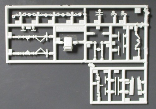 DML/Dragon 1/48th Scale Fw109A-4 JG-1 - Parts Lot M from Kit No. 5524 ...