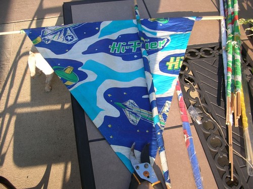 VINTAGE hi-FLIER PAPER SPACE THEMED KITE 2 KITES | eBay