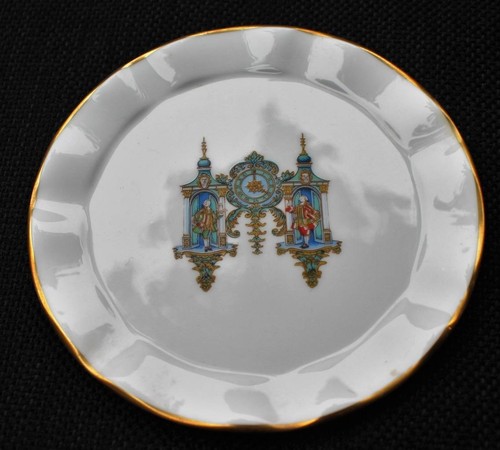 Vintage CAVERSWALL Fine Bone China England Blue Center Image 4 1/4 ...