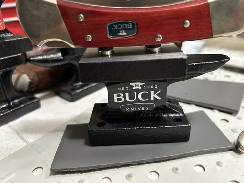 BUCK Knife 1LB Display Anvil. Knife Not Included. | eBay