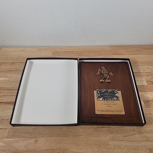 Disney Cast Member 10 Year Service Award Plaque Tada Mickey Bronze Type ...