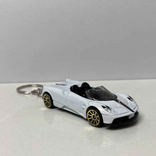 RARE KEY CHAIN WHITE PAGANI HUAYRA ROADSTER CUSTOM LIMITED EDITION 2017 ...