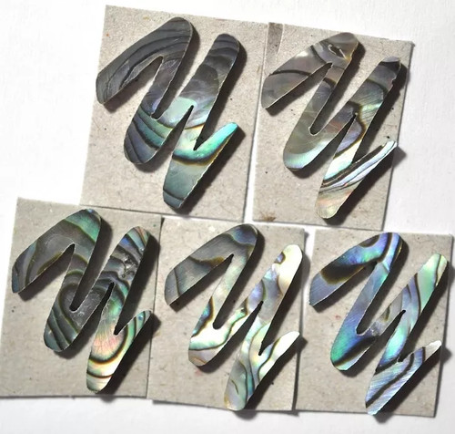 5 Letters Capitalize Y in Paua Abalone 14.2mm x 17.8mm x 1.5mm ...