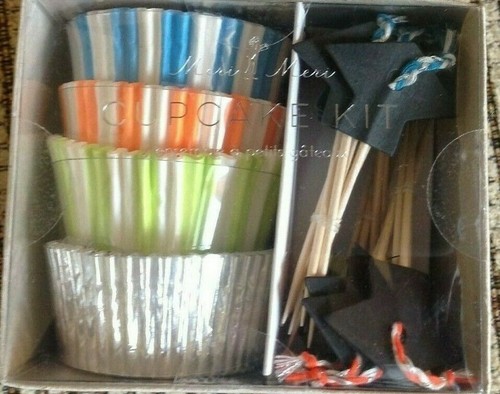 MERI MERI CUPCAKE KIT GRADUATION 48 CUPCAKE LINERS CASES 24 TOPPERS NIB ...