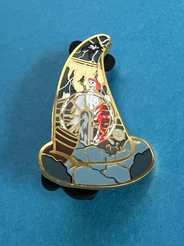 Disney Pin WDI Pirates of the Caribbean Sorcerer Hats Skeleton Helmsman ...