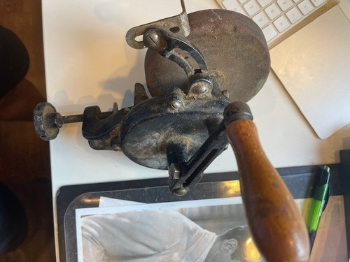 Grind Stone MANUAL OPERATION -ATTACHES TO A WORK BENCH | eBay