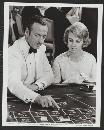 DAVID NIVEN SHIRLEY JONES in Bedtime Story '64 GAMBLING ROULETTE TABLE ...