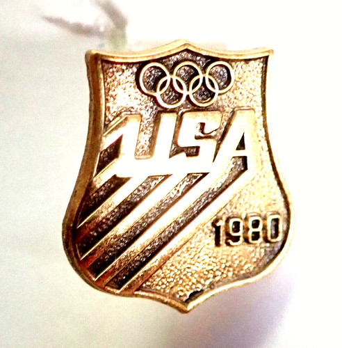 RARE OFFICAL USOC TEAM USA NOC 1980 SILVER SHIELD OLYMPIC GAMES PIN ...