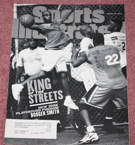 SPORTS ILLUSTRATED MAGAZINE 8/18/97, PLAYGROUND PHENOM BOOGER SMITH ...