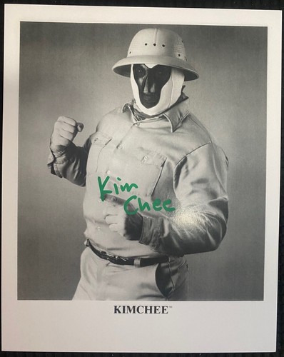 SIGNED KIM CHEE 8x10 PHOTO! WWF! KAMALA! 1992 | eBay