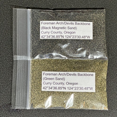 Oregon Foreman Arch/Devils Backbone Green Sand and Black Magnetic Sand ...