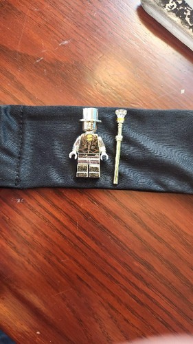 Real Mr. Gold Minifigure 1/5000 EXTREMELY RARE | eBay