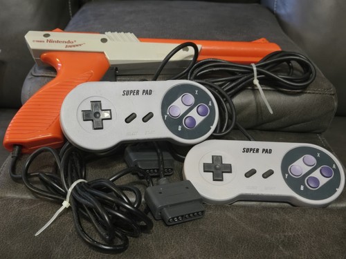 Lot of 2 Nintendo SNES Controllers and Orange Zapper Gun | eBay
