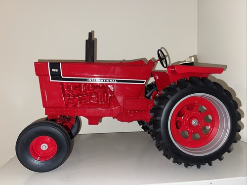 Scale Models 1/8 International Harvester IH Black Stripe 966 Tractor ...