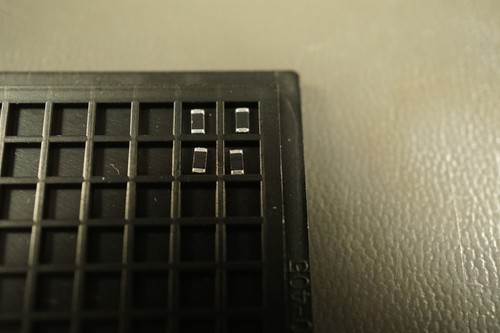 Lot of 4 M55342K03B2E21R Vishay Chip Resistor 2.21k Ohm 200mW 1/5W 1% ...