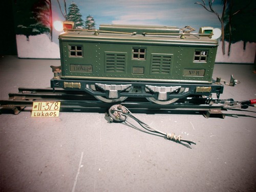 Lionel 8E locomotive olive drab RESTORED TESTED RUNS +a manual reverse ...