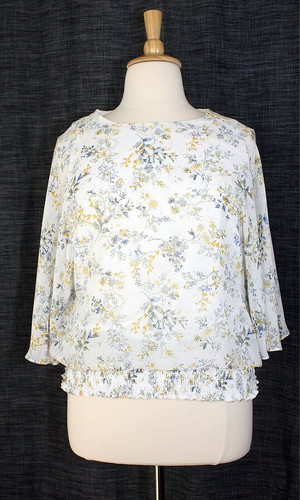CHAUS Casual Top Short Sl. Off White / Blue / Yellow / Green Floral ...