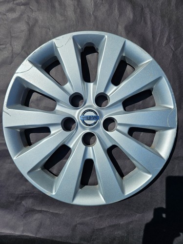 2015 Nissan Sentra Hubcap
