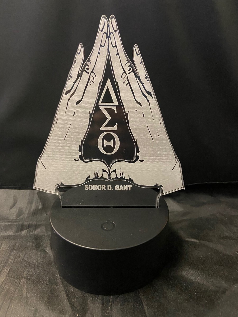 Delta Sigma Theta Pyramid Hands