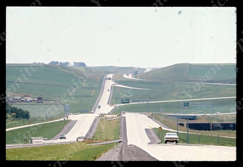 SL01 Original Slide 1970's Midwest freeway highway scene cars 515a | eBay
