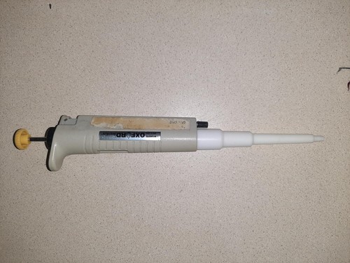 One Oxford BenchMate pipette, 40-200 microliter range, working well | eBay