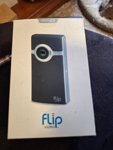 Flip Video Ultra HD 2 Hours 8 GB Camcorder Camera NEEDS A BATTERY | eBay