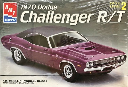 AMT Ertl 6466 1/25 Scale 1970 Dodge Challenger R/T Plastic Model Car ...
