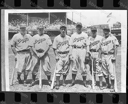 Herman Reiser Reese Medwick 7-3-42 1.5"x1.5" Negative - Jim Rowe ...