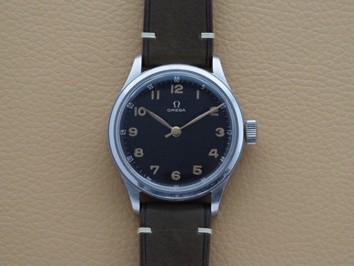 Omega Gilt Lacquered Black Dial Ref 2179/3 Cal 30T2 Center Seconds 1947 ...