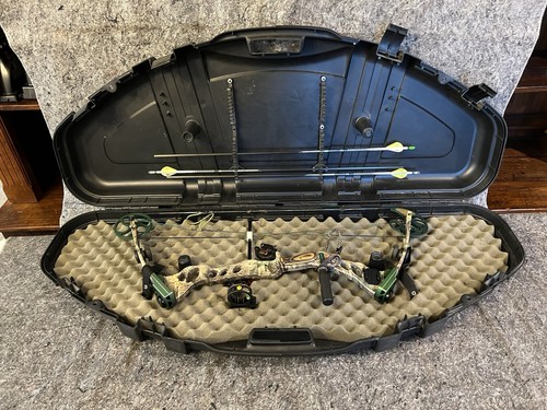 Fred Bear Instinct RH 40-70# 23-30" Compound Hunting Bow with Extras ...