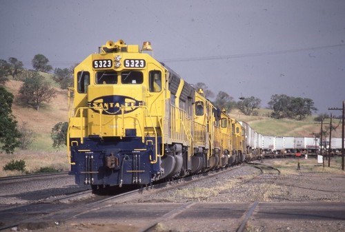 ATSF SANTA FE Railroad Train Locomotive 5323 TEHACHAPI PASS CA 1987 ...