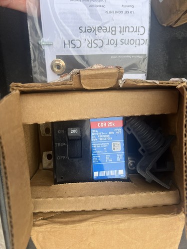 Eaton CSR2200N Type CSR Standard Circuit Breaker - Black 782113098463 ...