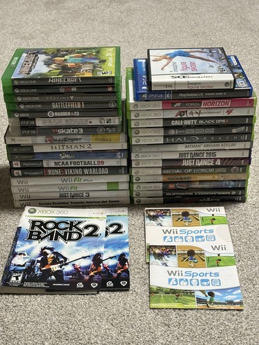 Miscellaneous LOT of 32 Video Game Cases and Manuals - Wii Xbox PS ...