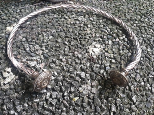 collana/ Torque celtico con terminali Ottone | eBay