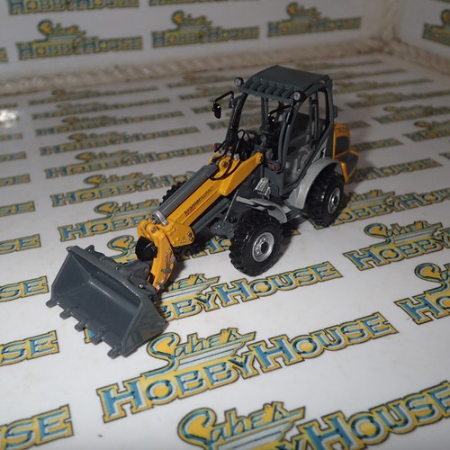 Universal Hobbies UH8060 - 1/50 Scale Kramer 750T Diecast Scale Model ...