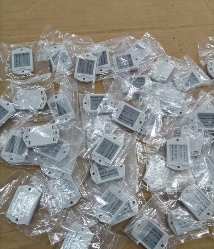 1pcs KEYENCE R-6 Reflector | eBay