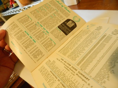 TWO VTG 1974 1970 KESSLER BASEBALL FANS GUIDE PETE ROSE LOTS OF INFO | eBay