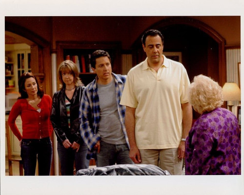 RAY RAMANO PATRICIA HEATON EVERYBODY LOVES RAYMOND TV SHOW 8X10 PHOTO # ...