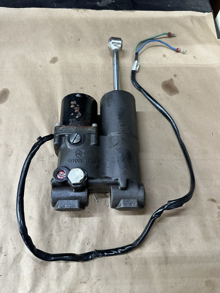 Evinrude Boat Outboard & Tilt Trims for sale | eBay