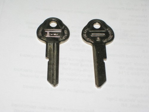 Vintage-GM-Chevy Olds Buick-Pontiac-Cadi--Original-Key-B-Blanks-(B41 ...