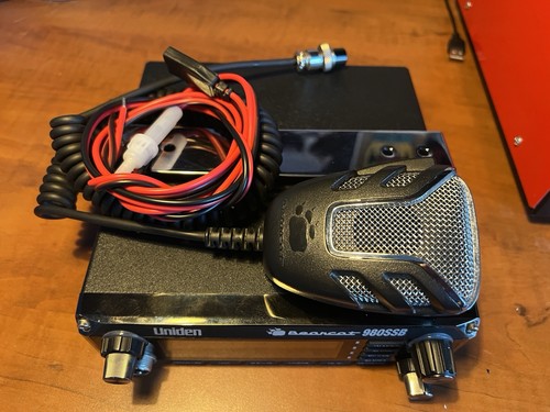 Uniden Bearcat 980 SSB 40 Ch CB Radio. Good Working Condition. 10-4 G ...