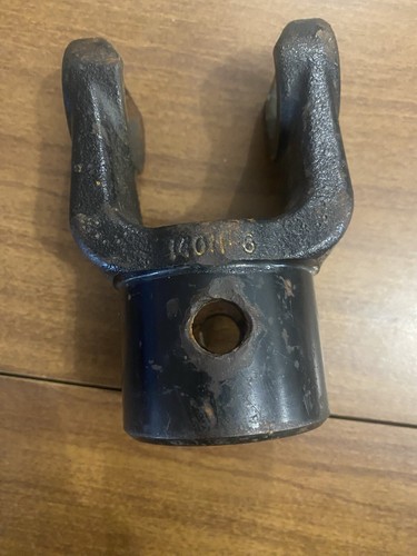 Weasler PTO Yoke 1-3/8” Round Bore 1/2” Shear pin hole - 14011-6 | eBay